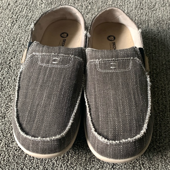 Gecko man | Shoes | Mens Gecko Man Slip On Shoes | Poshmark